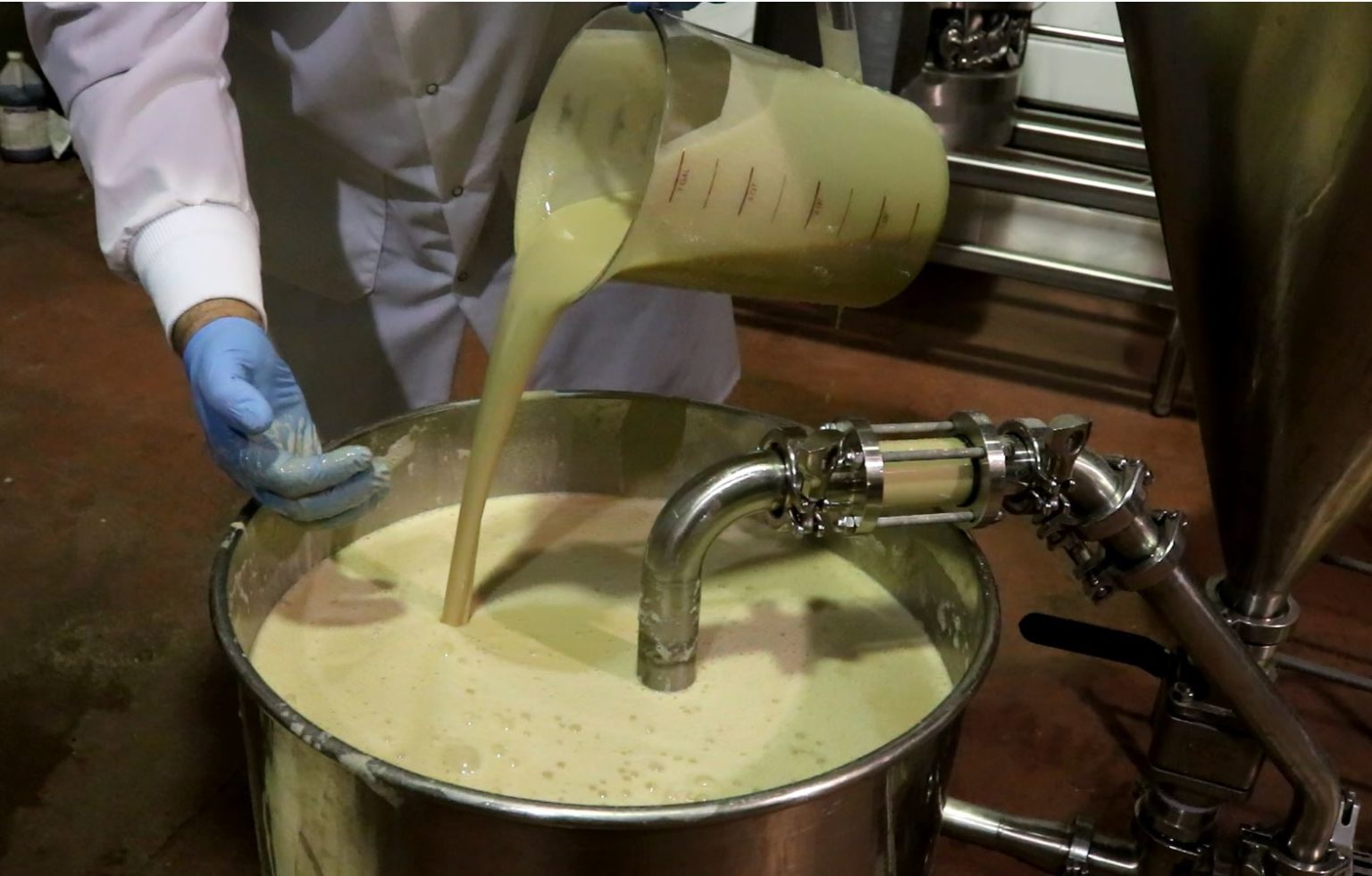 How to create a distilling venturi for a clump free mash - Brewing With ...